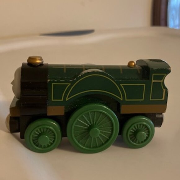 Thomas & Friends | Toys | Thomas Friends Emily The Emerald Green Tender ...